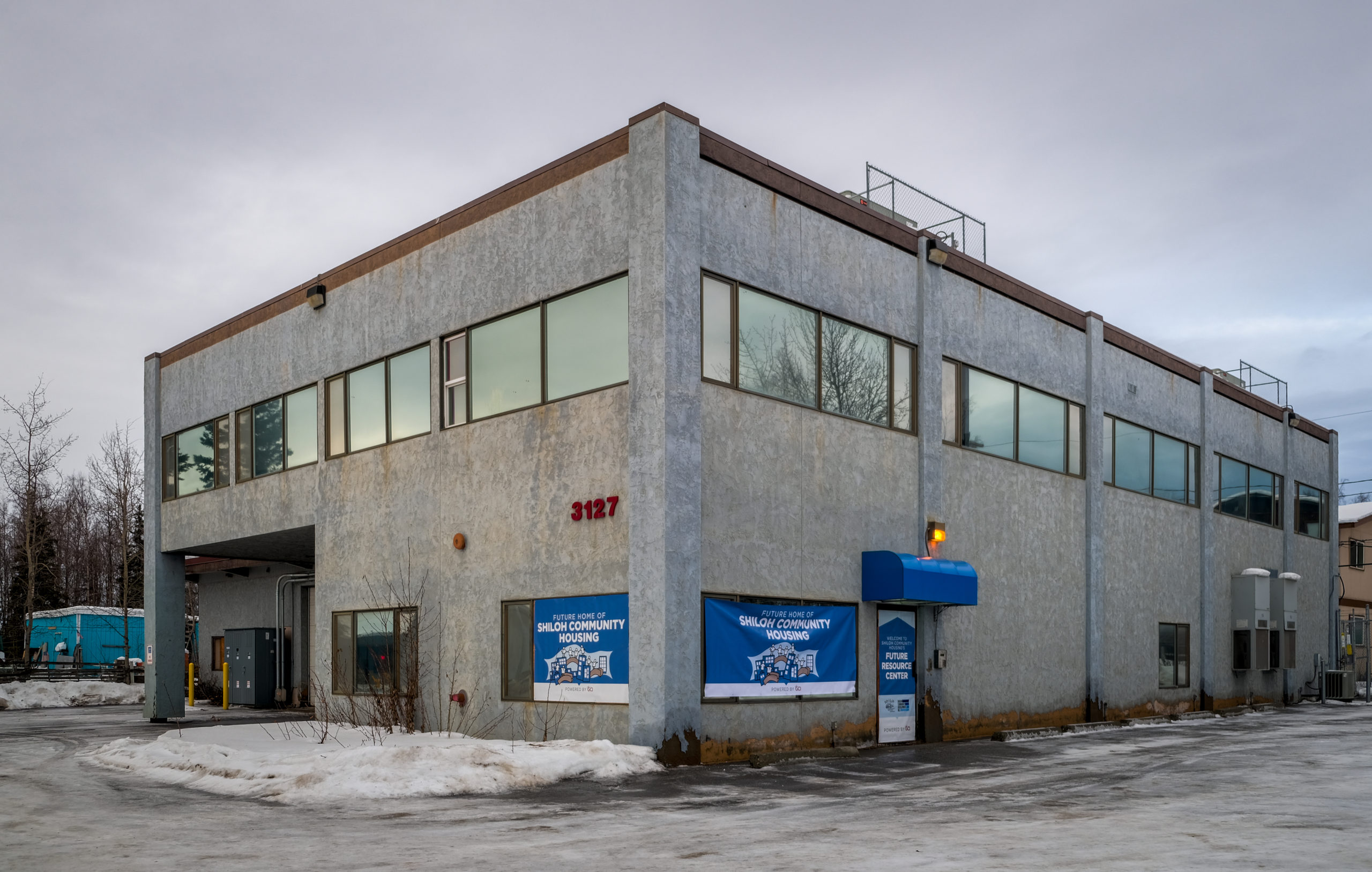 GCI Donates Mountain View Building to Shiloh Community Housing - Alaska ...