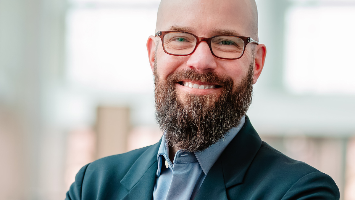 Alaska Engineer Given Global Duties at HDR - Alaska Business Magazine